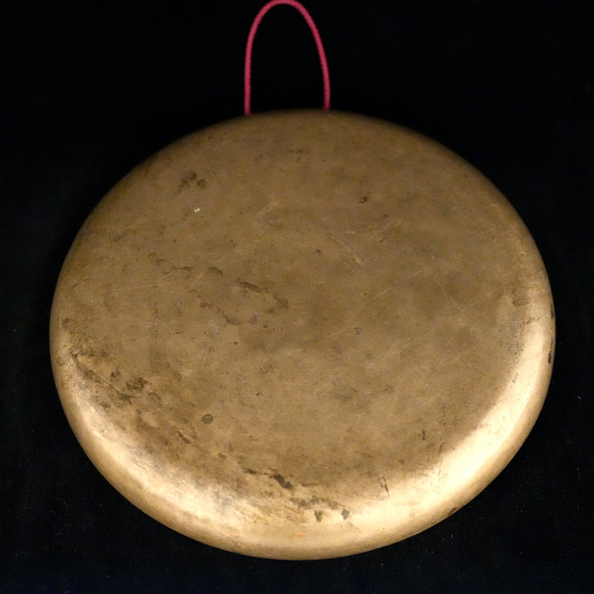 10.75" Antique Tibetan Gong – singingbowlmuseum